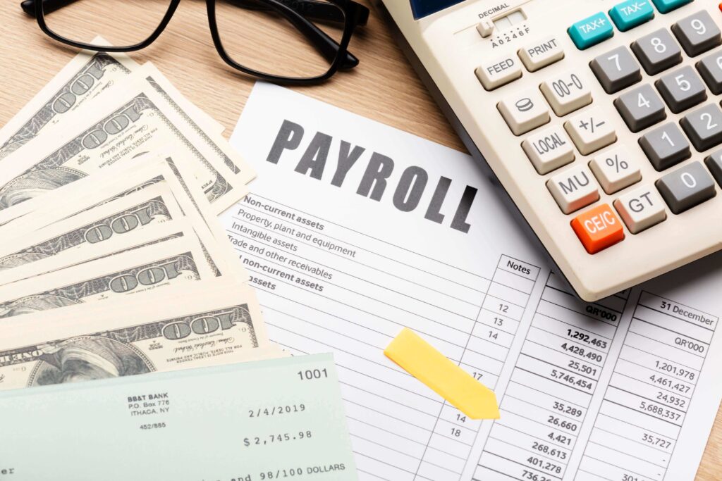 How Small Business Payroll Services Facilitates Business Growth | HHH